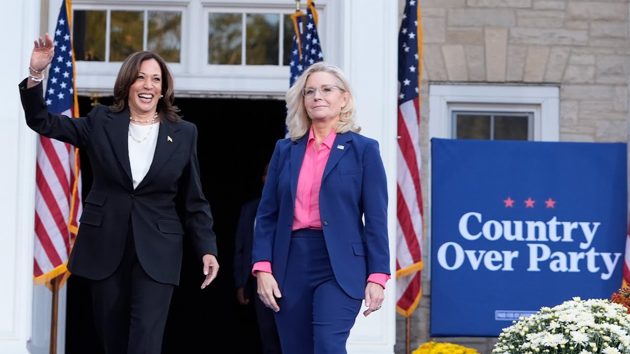 Happening Now: Harris hits blue wall states with Liz Cheney - YouTube