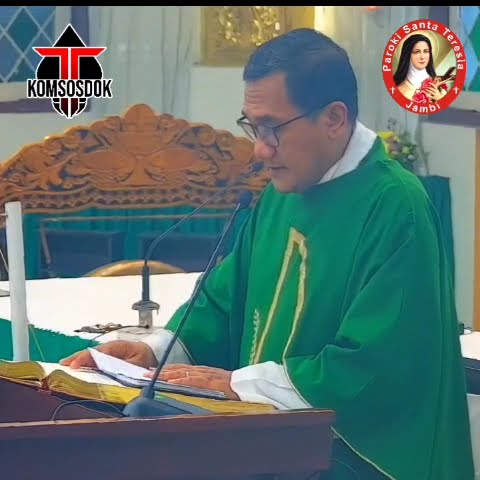 Homili romo Priyo SCJ #parokiteresiajambi #romopriyoscj - YouTube