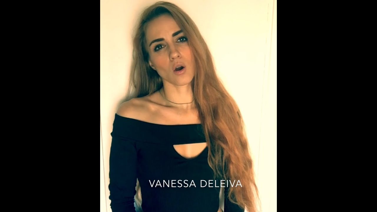 Vanessa Deleiva en el Festival de la Canción de Extremadura 2018. En ...