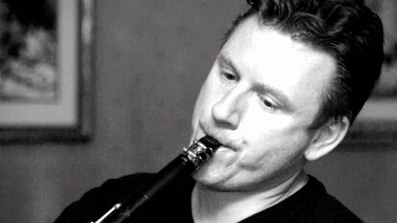 Nigel Hinson Plays Messager Solo De Concours - YouTube