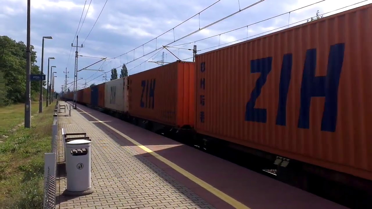 [ECCO Rail & PKP Intercity] EU07-465 mija się z EP07-174 | Poznań ...