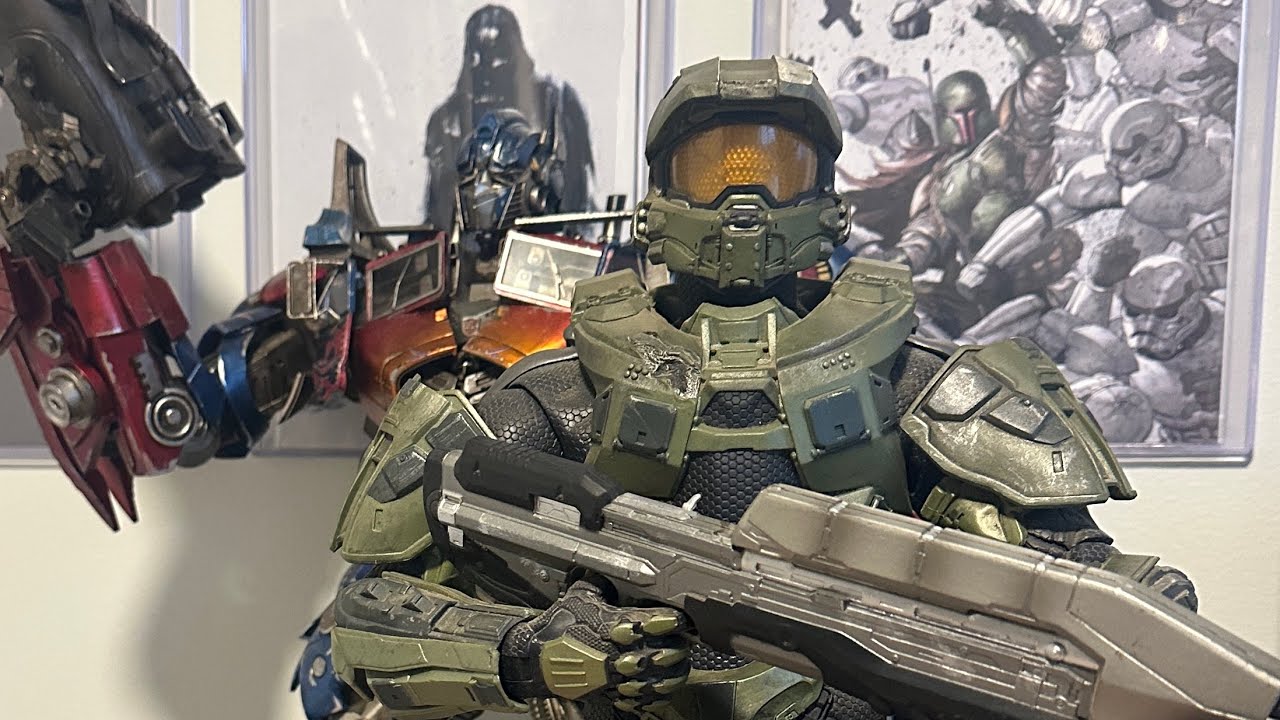 Halo Master Chief 117 and Optimus Prime - YouTube
