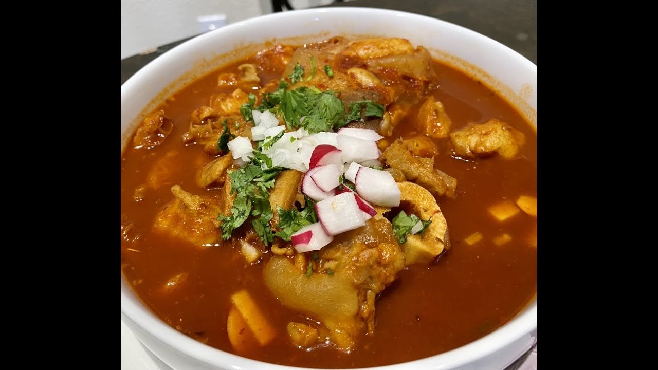 MENUDO ROJO CON PATA DE RES *DELICIA* - YouTube
