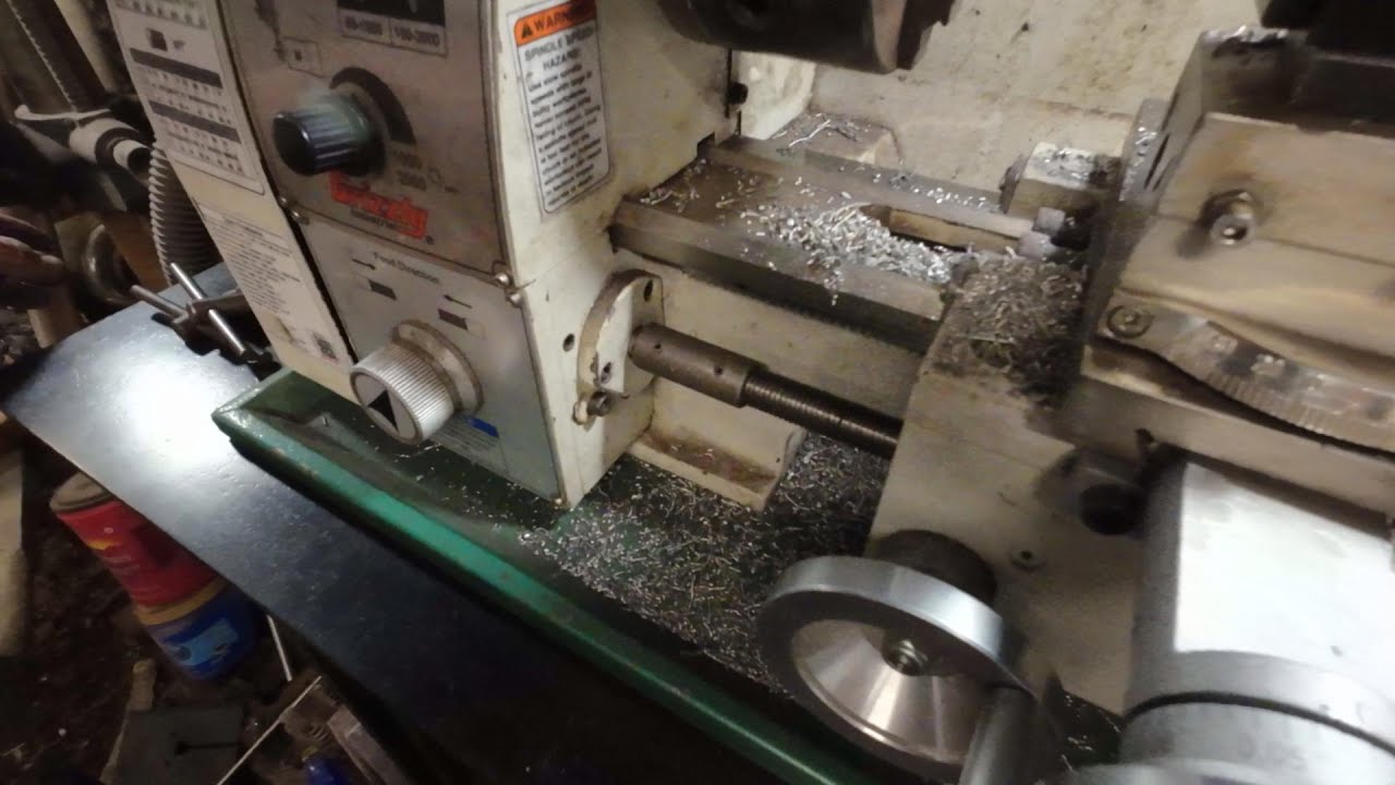 A quick tutorial on how I clean my Grizzly metal lathe - YouTube
