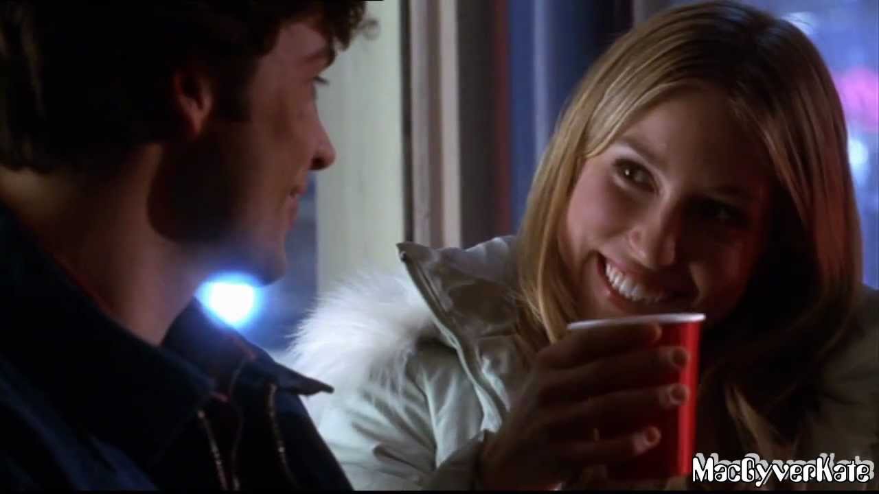 Smallville - Clark and Alicia (1) - Season 4 - Movin on - YouTube