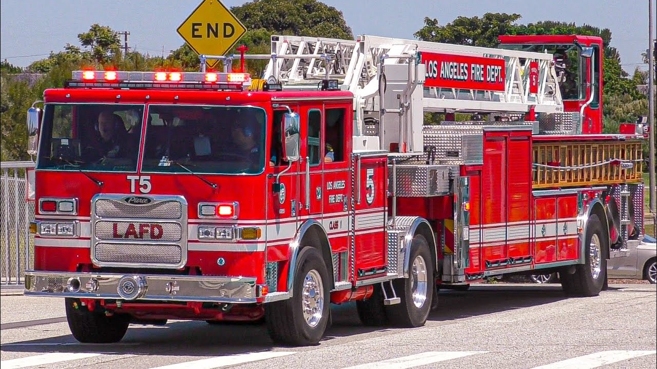 LAFD Light Force 5 Responding - YouTube