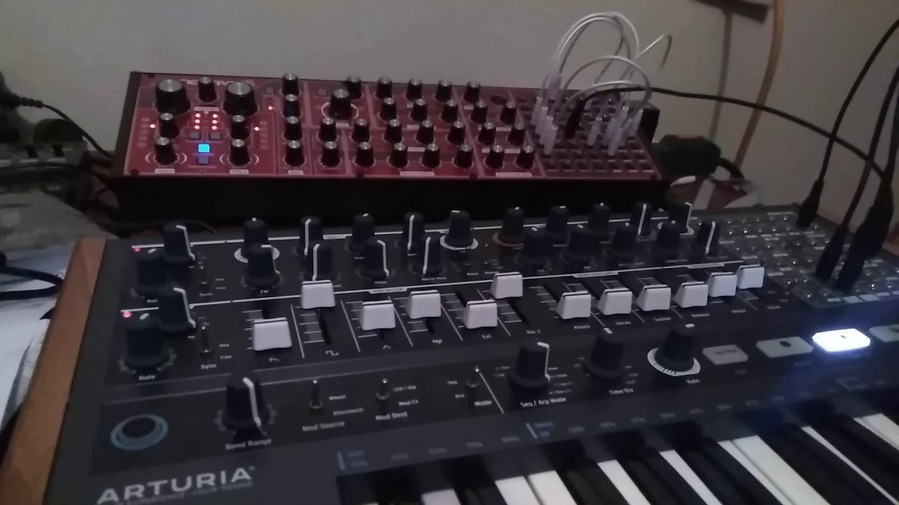 Minibrute 2 + Neutron krell patch - YouTube