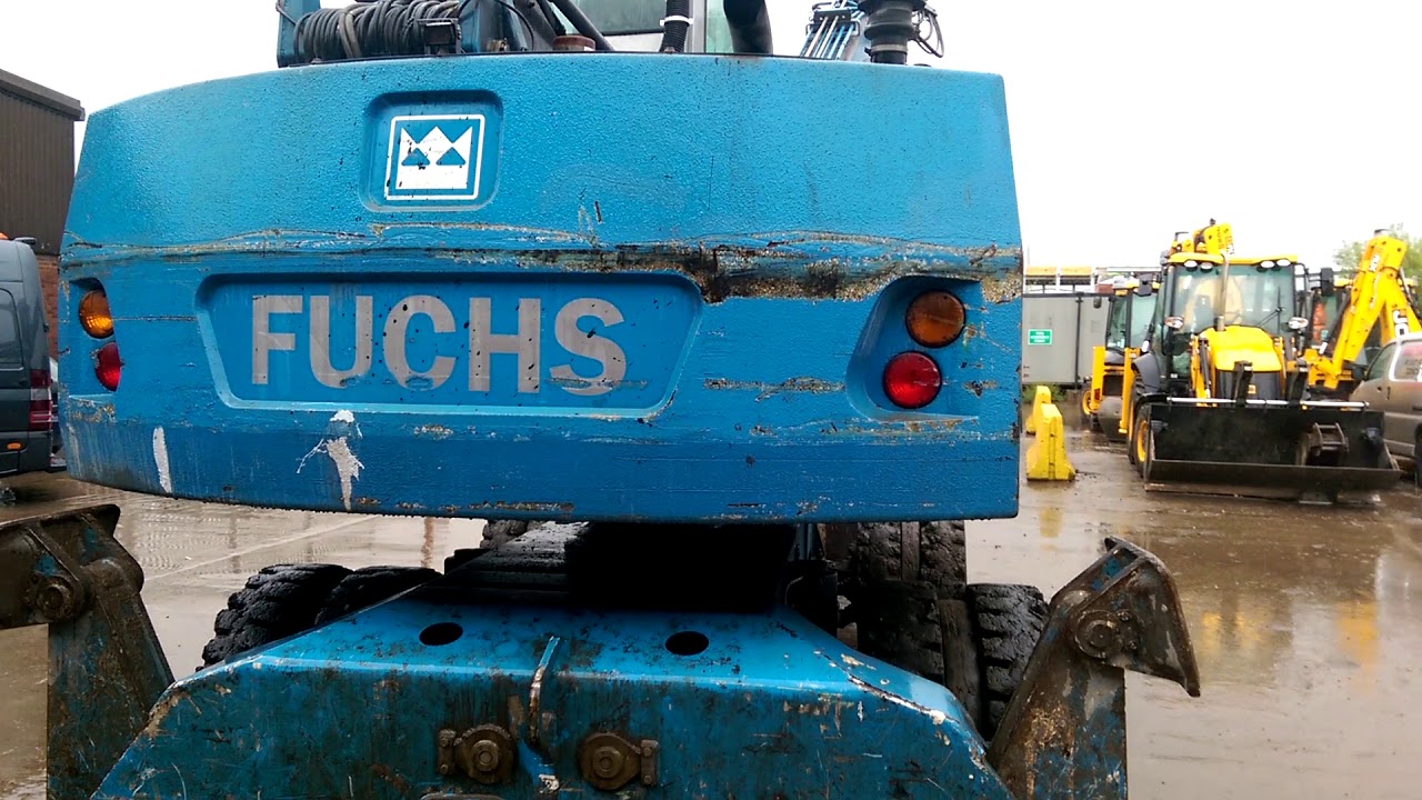 Fuchs MHL 320 fitted with an Arctic Air Cab Filtration over pressure ...