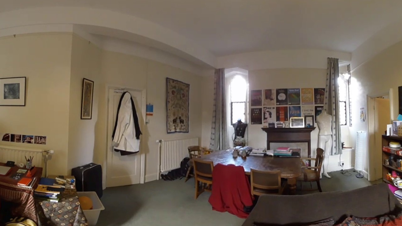Take a tour of a College room: Old Court - YouTube