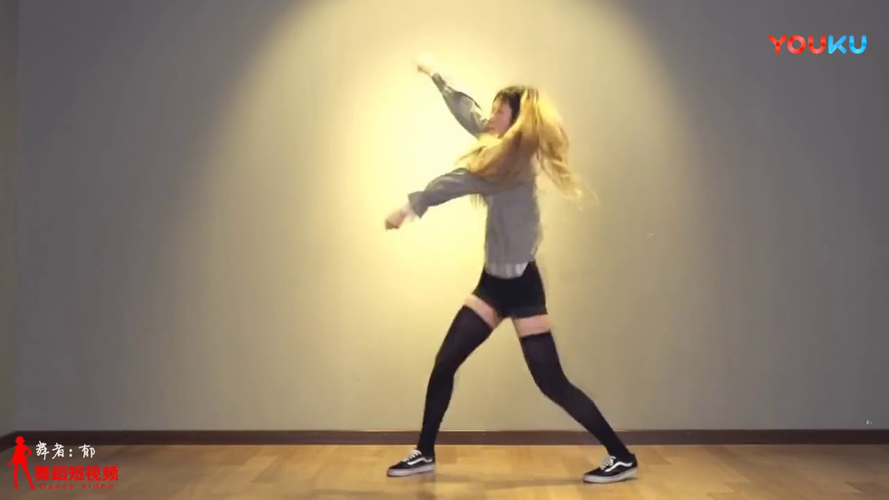 🔴 Short Girl Dance Videos ️listen Carefully, It Turns Out To Be A ...