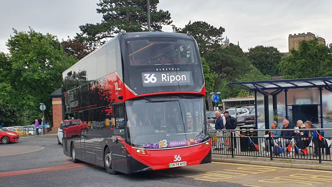 Journey on Route 36 | SK74AYO/2211 - Transdev Blazefield: ADL Enviro ...