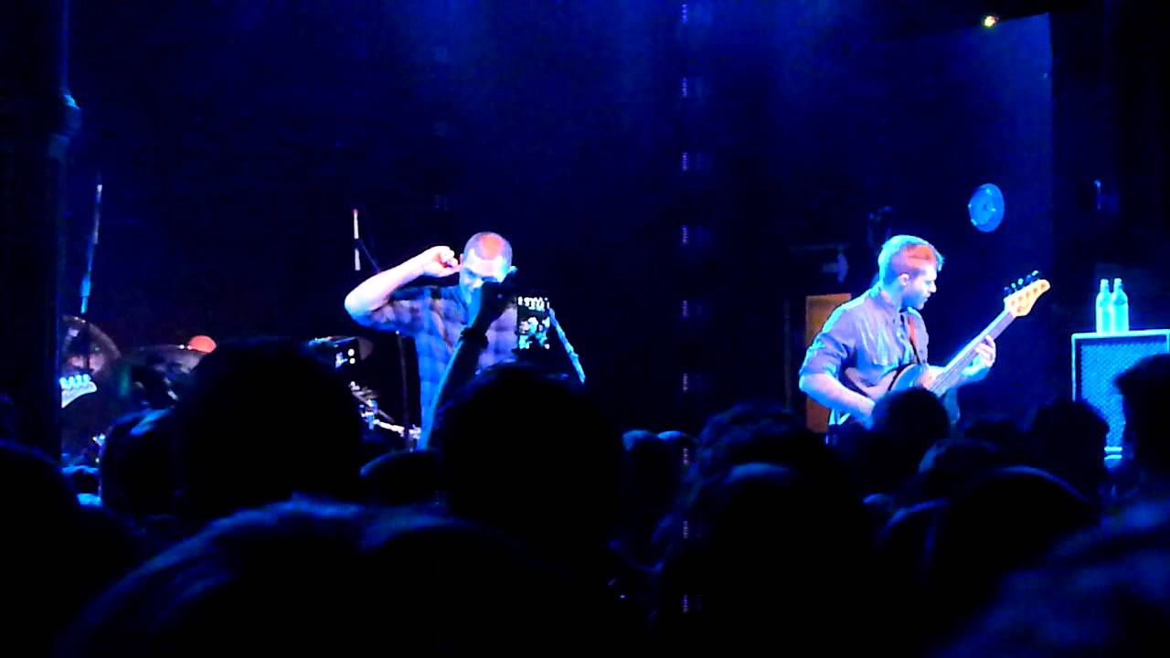 Alien Ant Farm: Flesh and Bone - Liverpool, 09/01/16 - YouTube