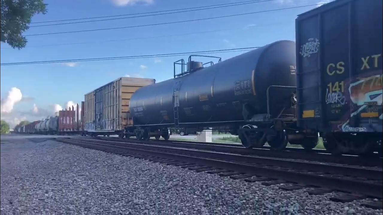 CSX 3065 Leads Long CSX M409 SB Manifest Train With Mid DPU Alright Florence SC Plus Gate Runner ...