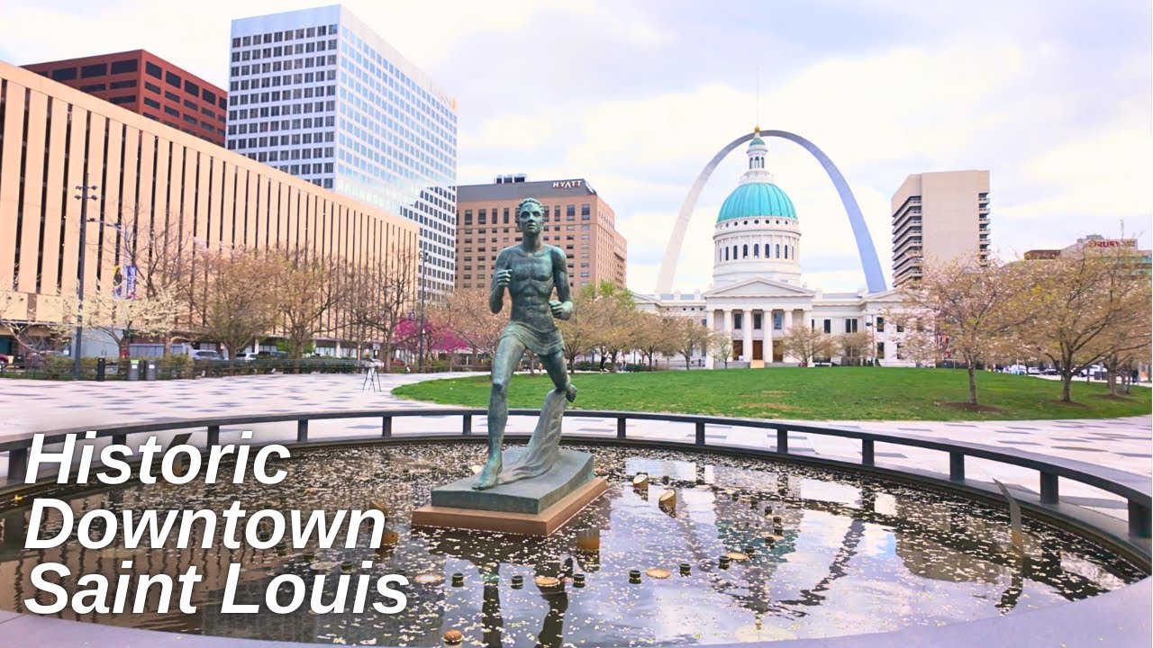 Springtime Walk in Historic Downtown St. Louis and Gateway Arch ...