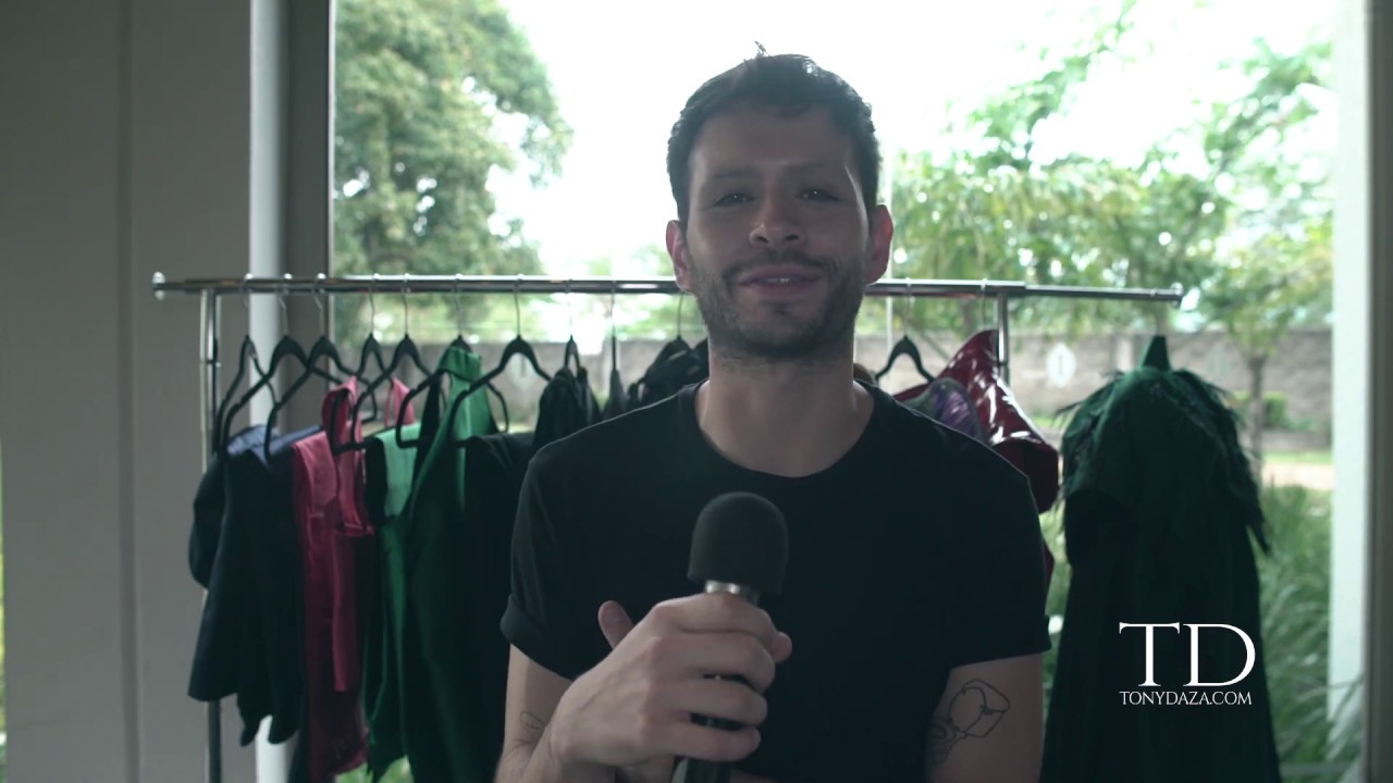 Mauricio Cruz - 60 seg fuera del Closet - YouTube