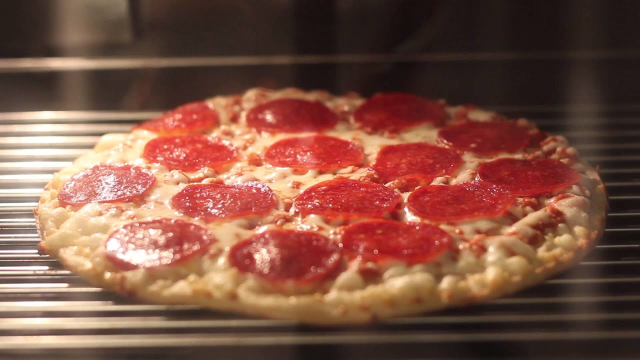PIZZA TIME LAPSE - YouTube