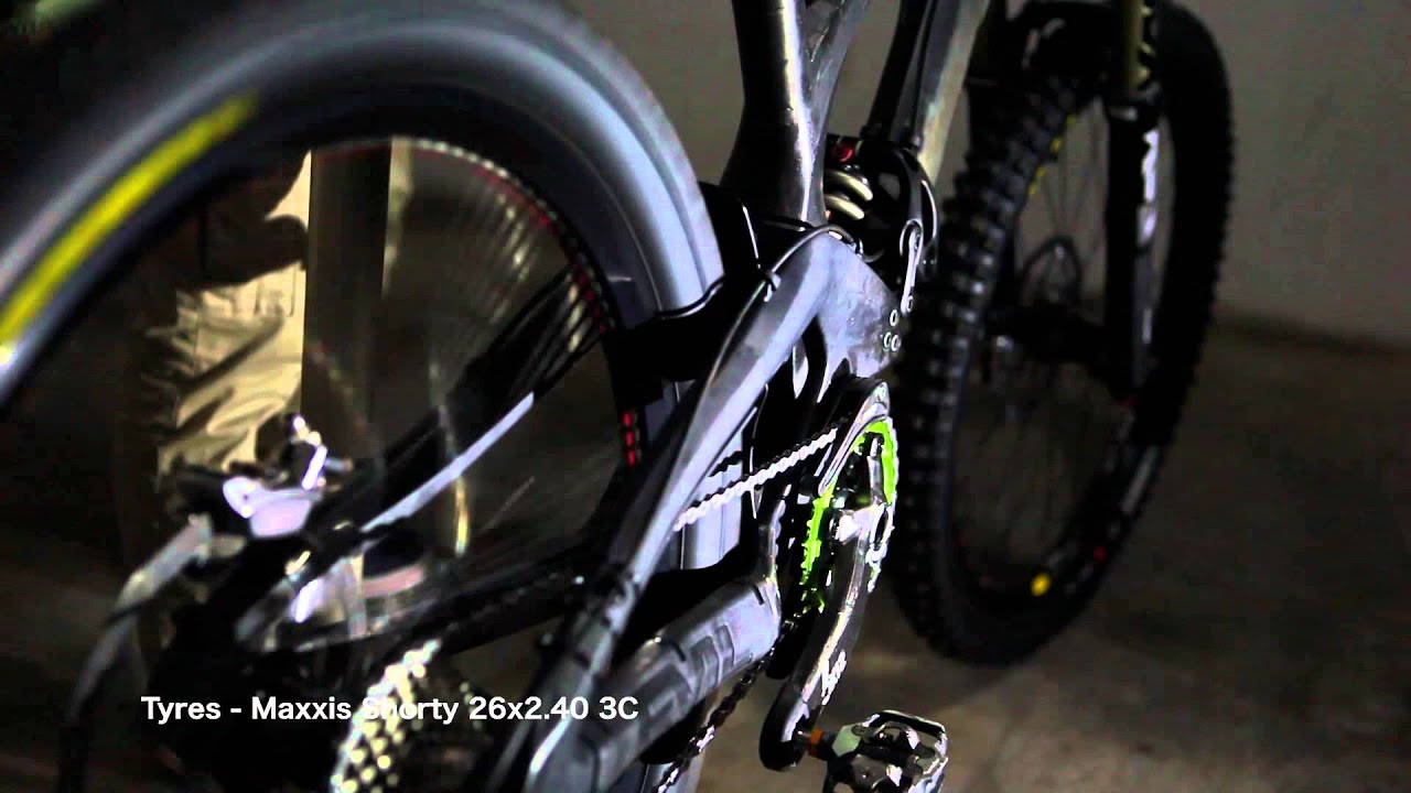 Evil Undead Carbon -Bike build- DH Racing bike [ORIGINAL] - YouTube