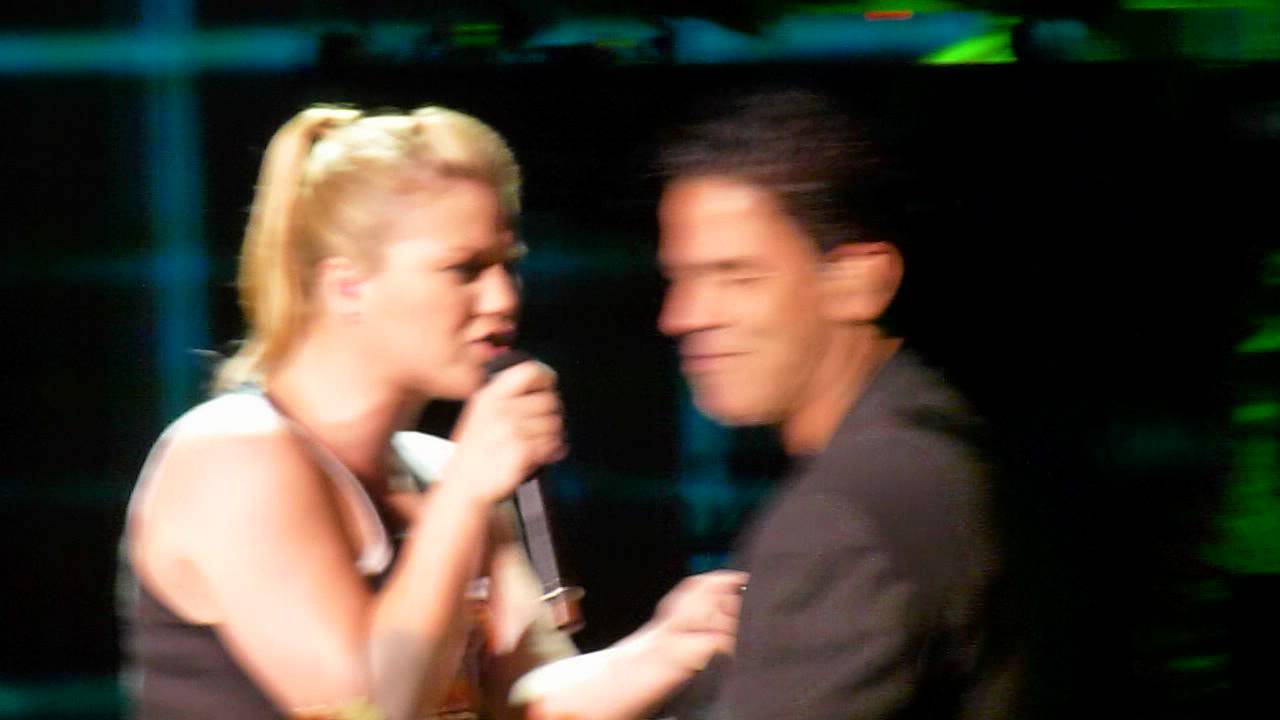 Since You've Been Gone (Live) - Kelly Clarkson - YouTube