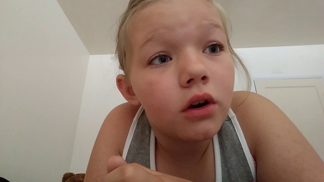 My contortion stretching routine - YouTube