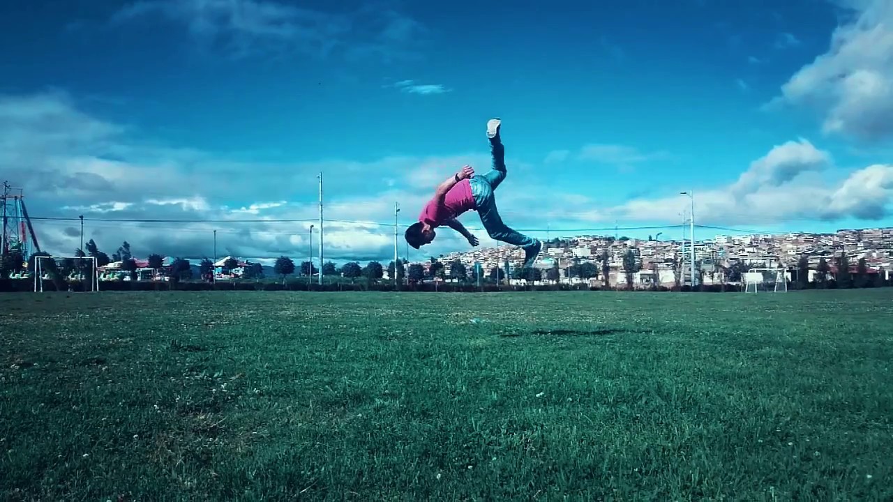 Round Off Flash Kick - (Training) - YouTube