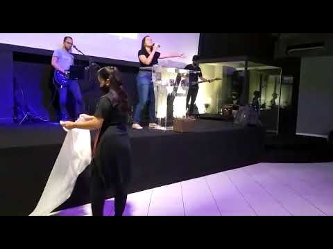 Amo o Senhor- Fernanda Brum (Dança Profética)