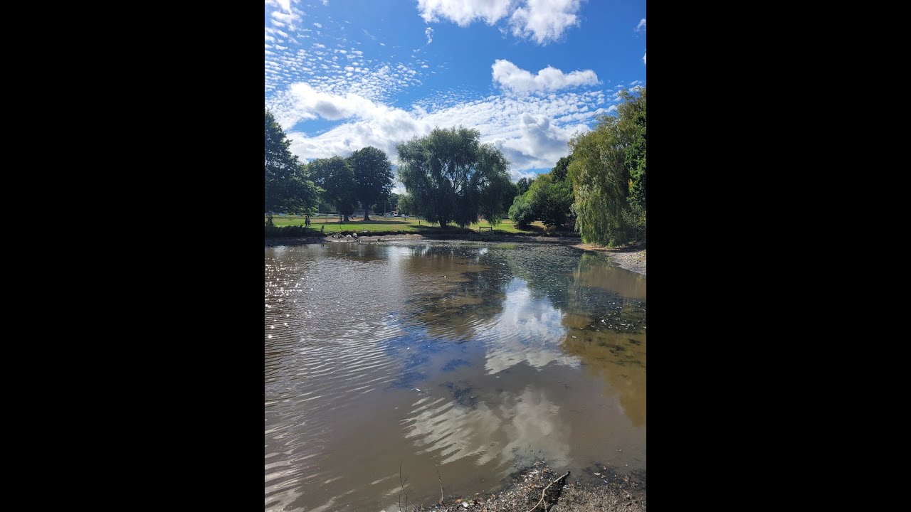 The beautiful and historic town of Rhuthin - YouTube