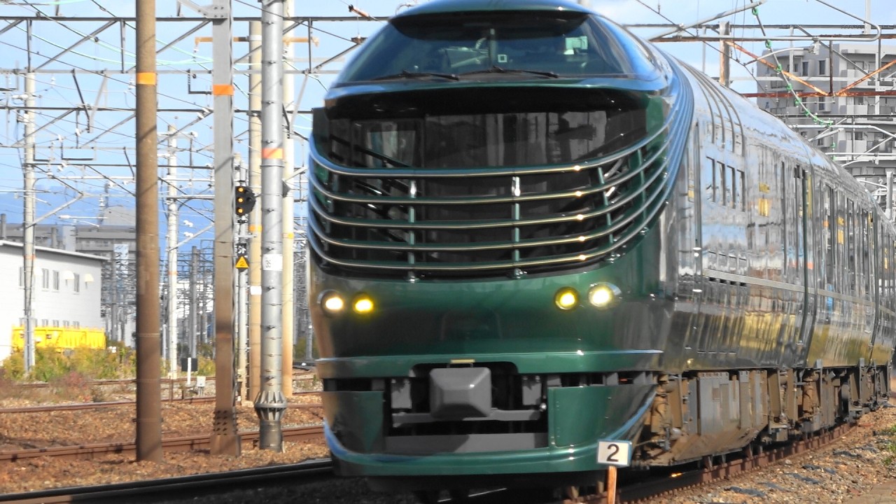 トワイライトエクスプレス瑞風 87系 などの 新大阪駅 の手前の様子です。 TWILIGHT EXPRESS MIZUKAZE JR西日本 ...