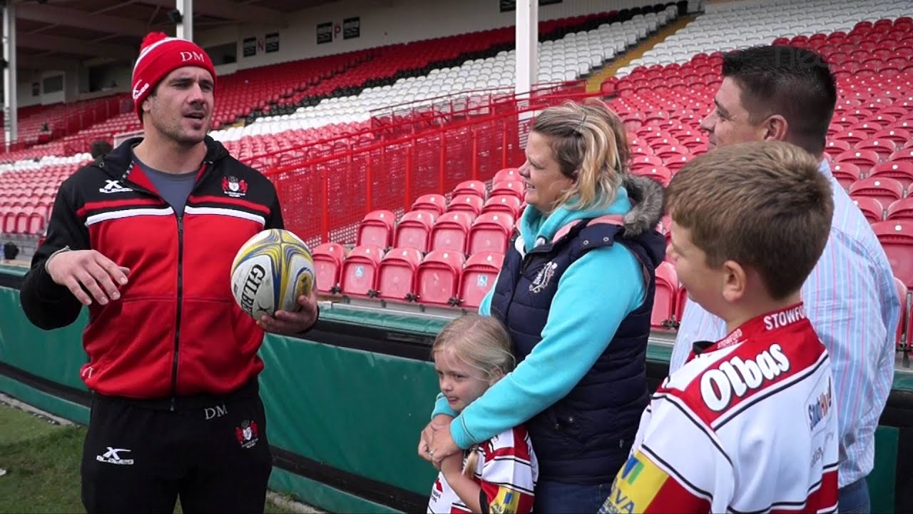 Heart's Gloucester Rugby Reporters - What is a Scrum? - YouTube
