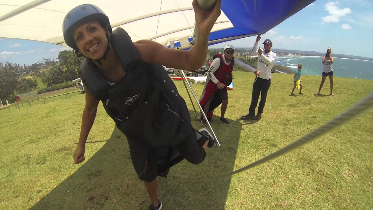 Lennox Head Hang Gliding - YouTube