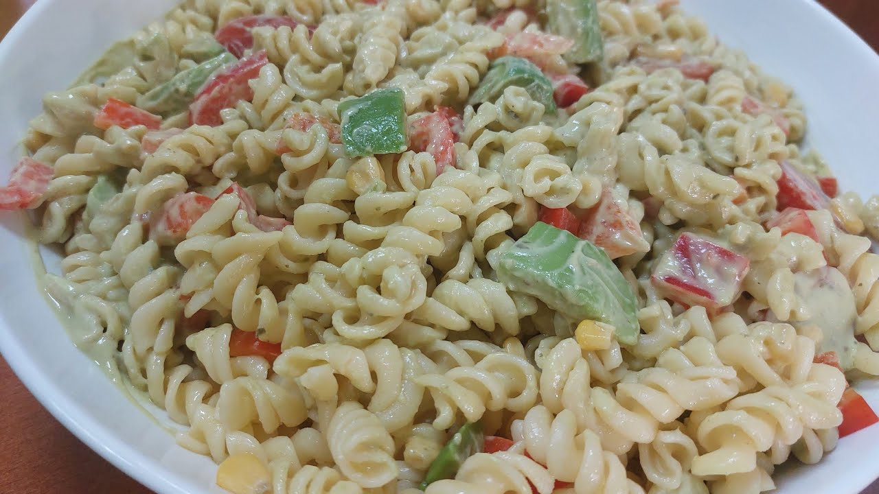 Σαλάτα βίδες με άρωμα πέστο - Fusilli pasta salad with pesto flavor ...
