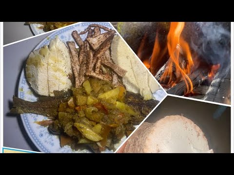 Roast breadfruit w spicy French fry badu & fried fish in curry sauce ...