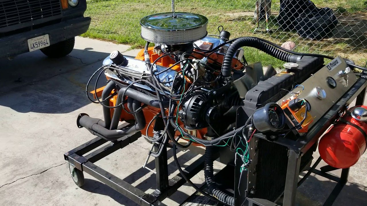 440 on engine run stand. - YouTube