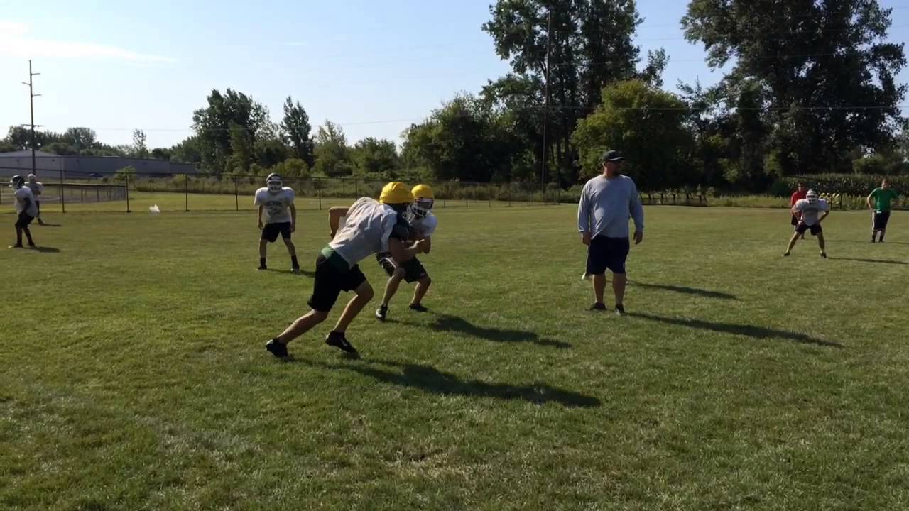 Introducing the 2015 Pinconning football team - YouTube