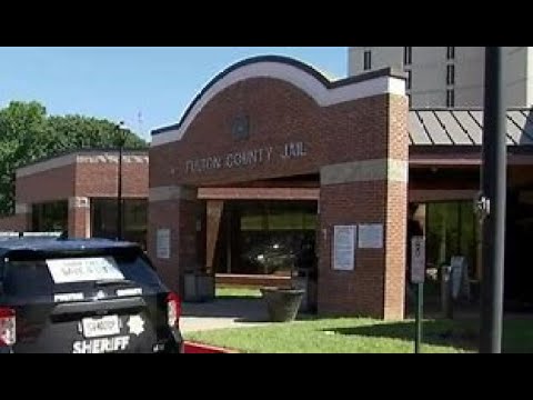 Immate Lashawn Thompson Found Dead Inside his Cell Due To Bedbugs In ...