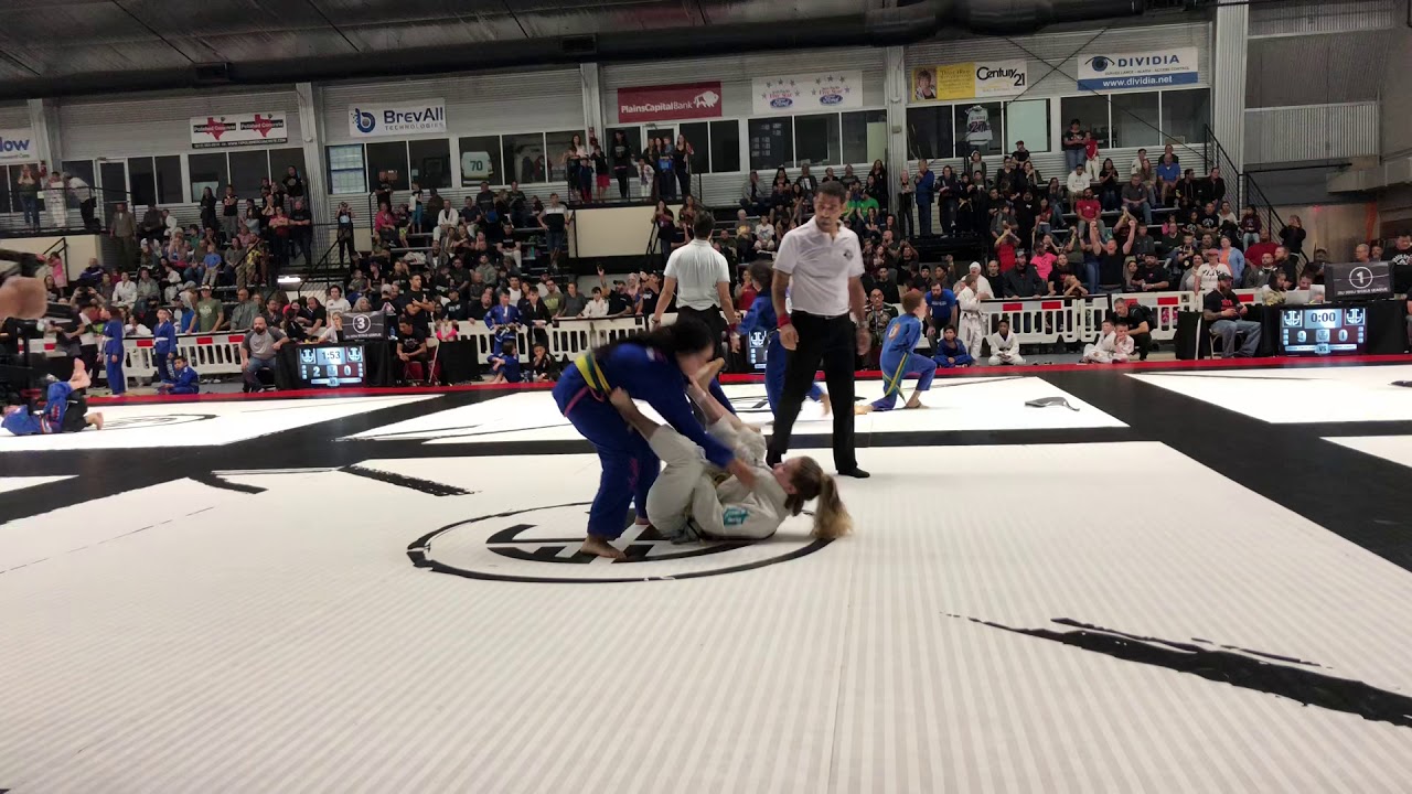 BJJ Girls Match | S Mount Armbar Finish - YouTube