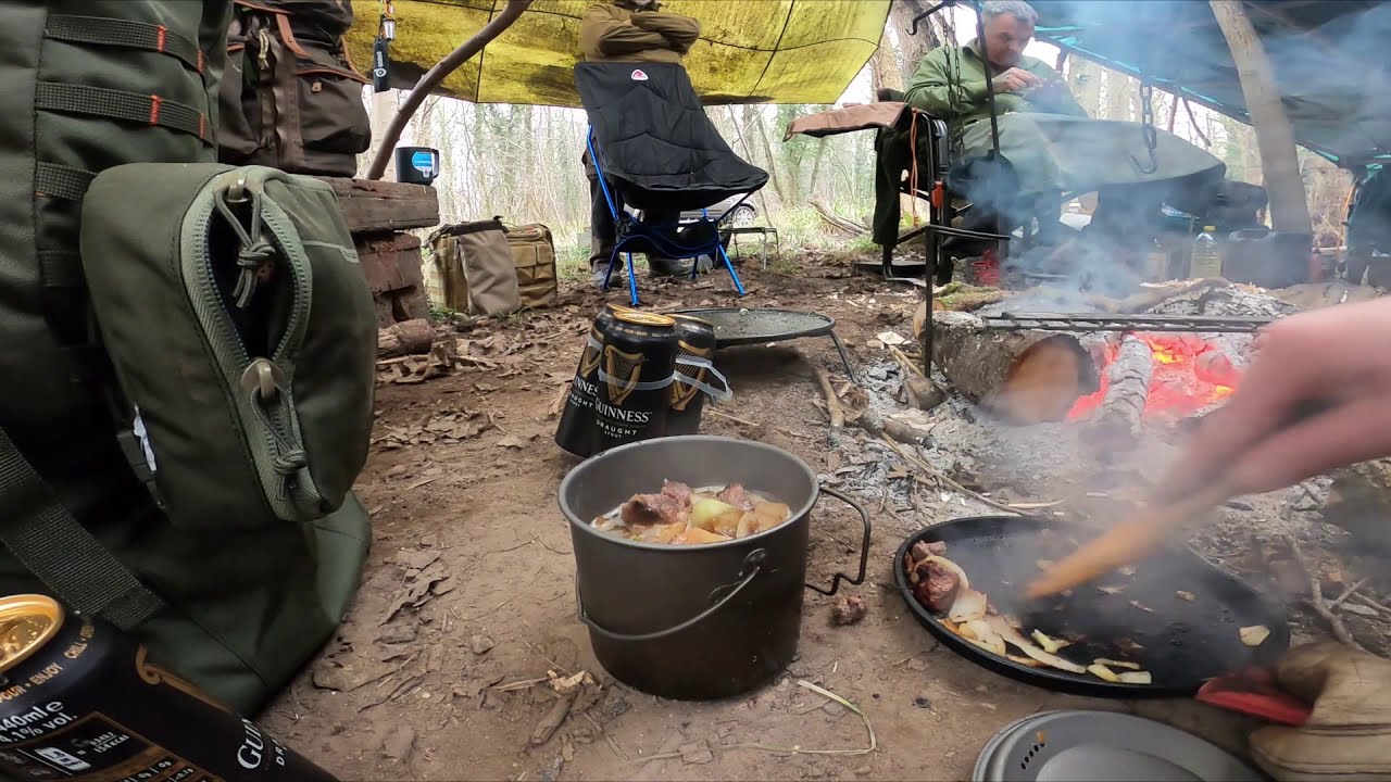 Winter Bushcraft Camp.Tarp Camping. Bushcraft. Campfire Cooking ...