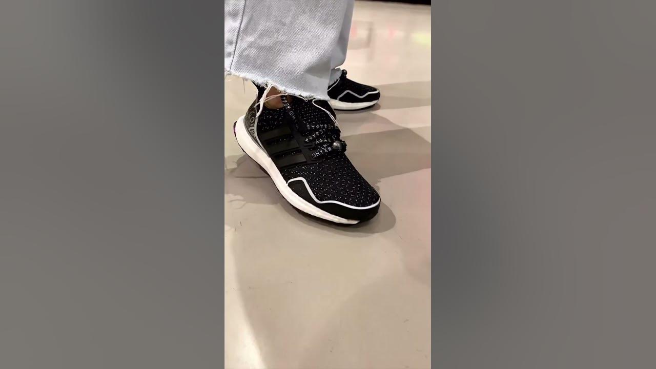 Магазин "Adidas" в ТРЦ "Караван"! - YouTube