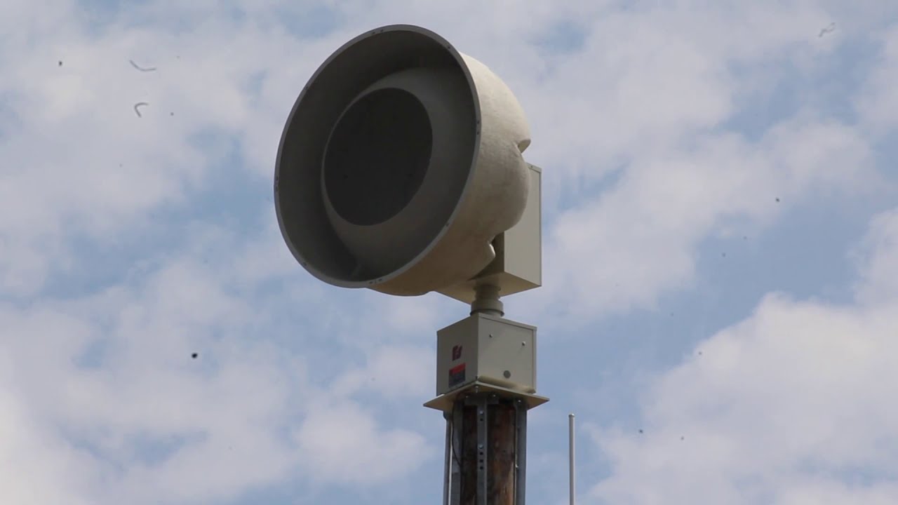NEW Federal Signal 508 siren test, alert - Moore, Oklahoma 5/25/19 ...