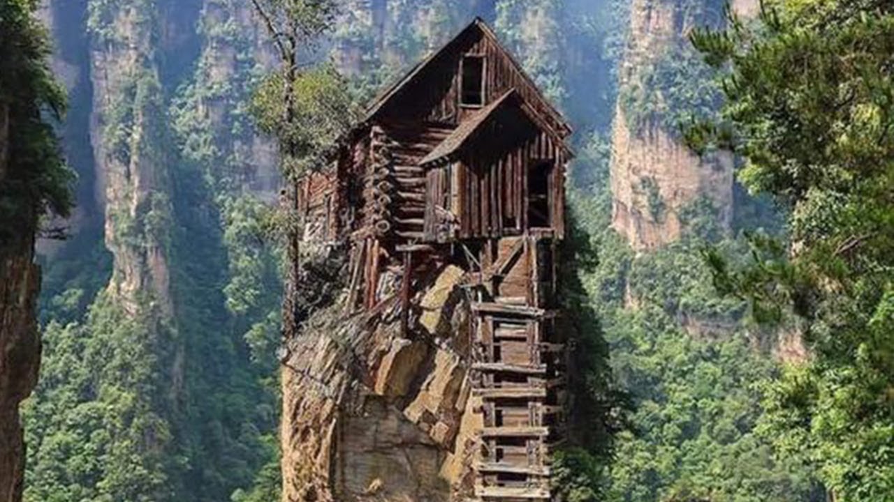 Terrifying Uninhabitable Places Where People Actually Live - Part 4 ...