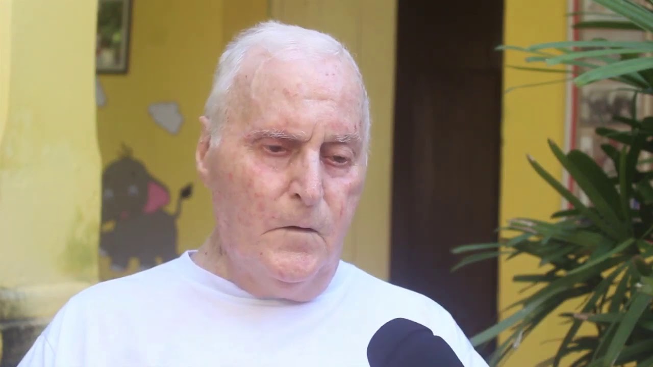 Segunda parte da entrevista com o padre Luís Risso - YouTube