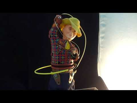 Cowboy Tin Toy Japan - YouTube