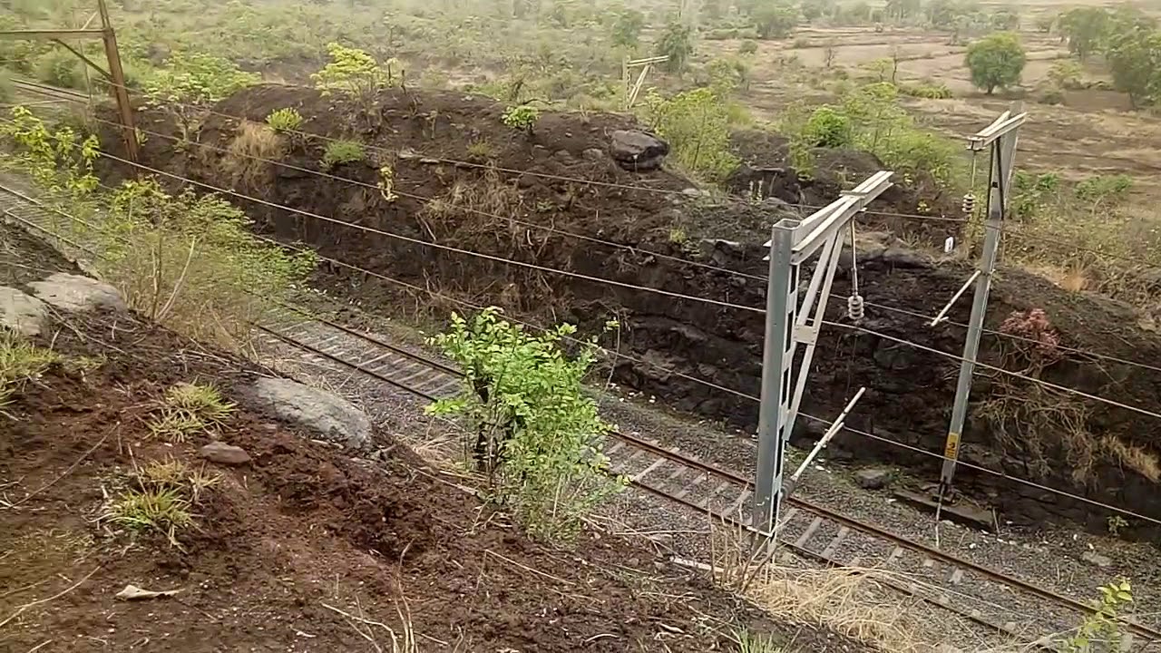 Songiri Fort Trek Starting Route Karjat Mumbai - YouTube