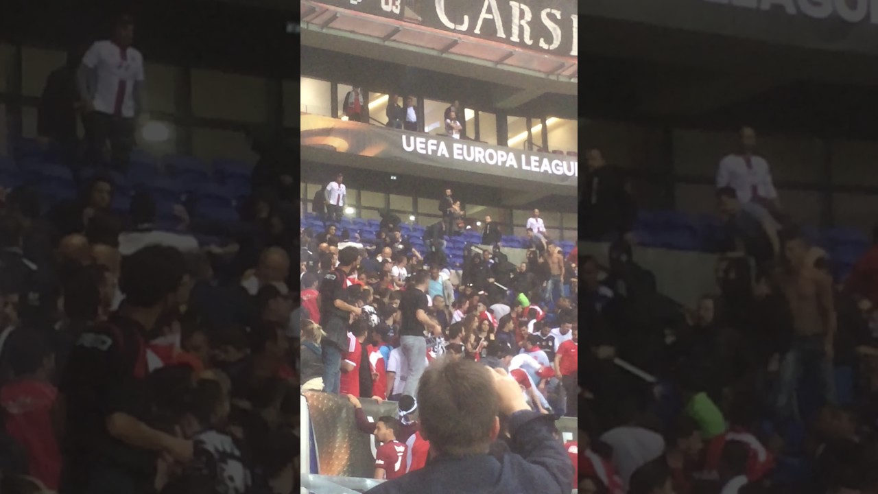 LYON - BESIKTAS LES ULTRAS LYONNAIS ATTAQUENT LES SUPPORTER TURCS ET ...