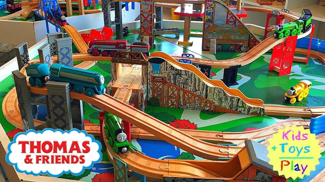 Thomas and Friends Wooden Play Table | Thomas Kids Toys Play Tender ...