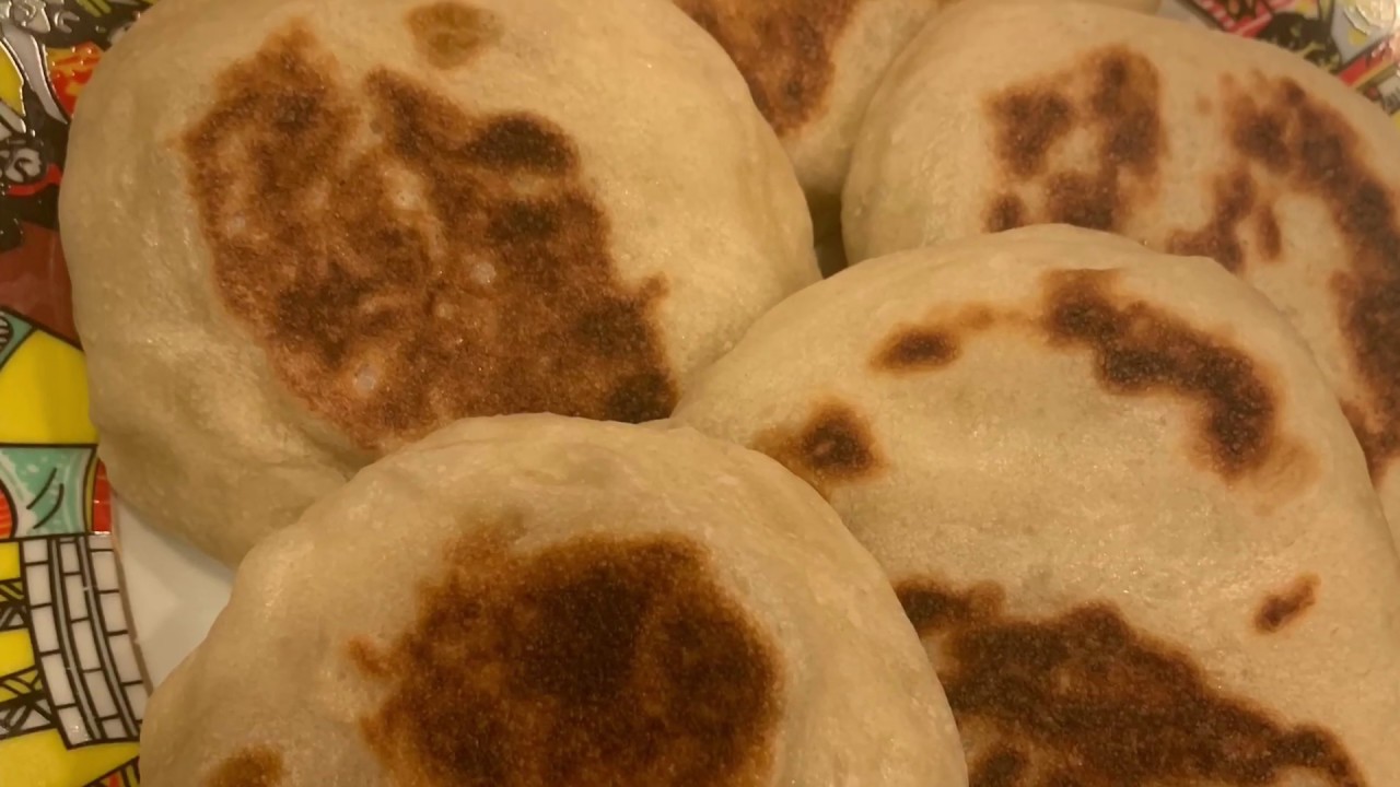 ቁጭ ቁጭ /ጥብኜ/ትናንሽ ዳቦዎች Ethiopian Home made bread Dabo - YouTube