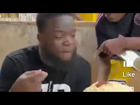 Funnily funny laughter🤣🤣🤣 #funny #funnyprank #laugh - YouTube