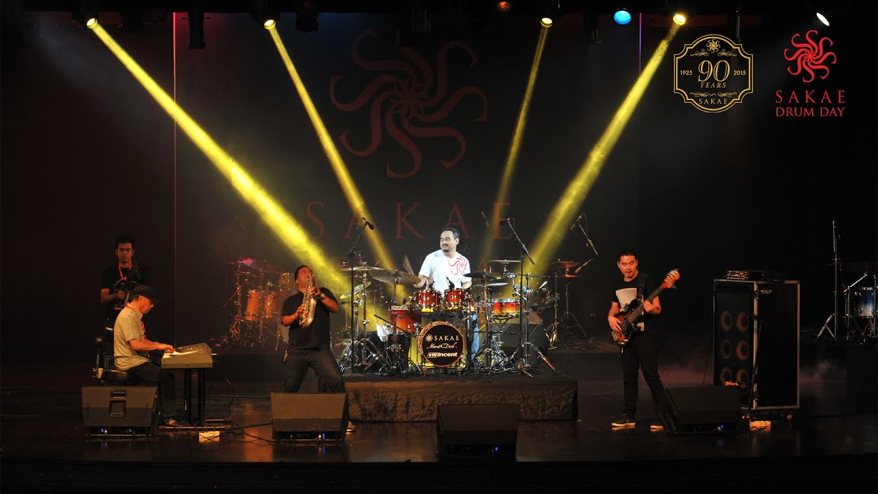 SAKAE DRUM DAY 2015 - Rayendra Sunito - YouTube