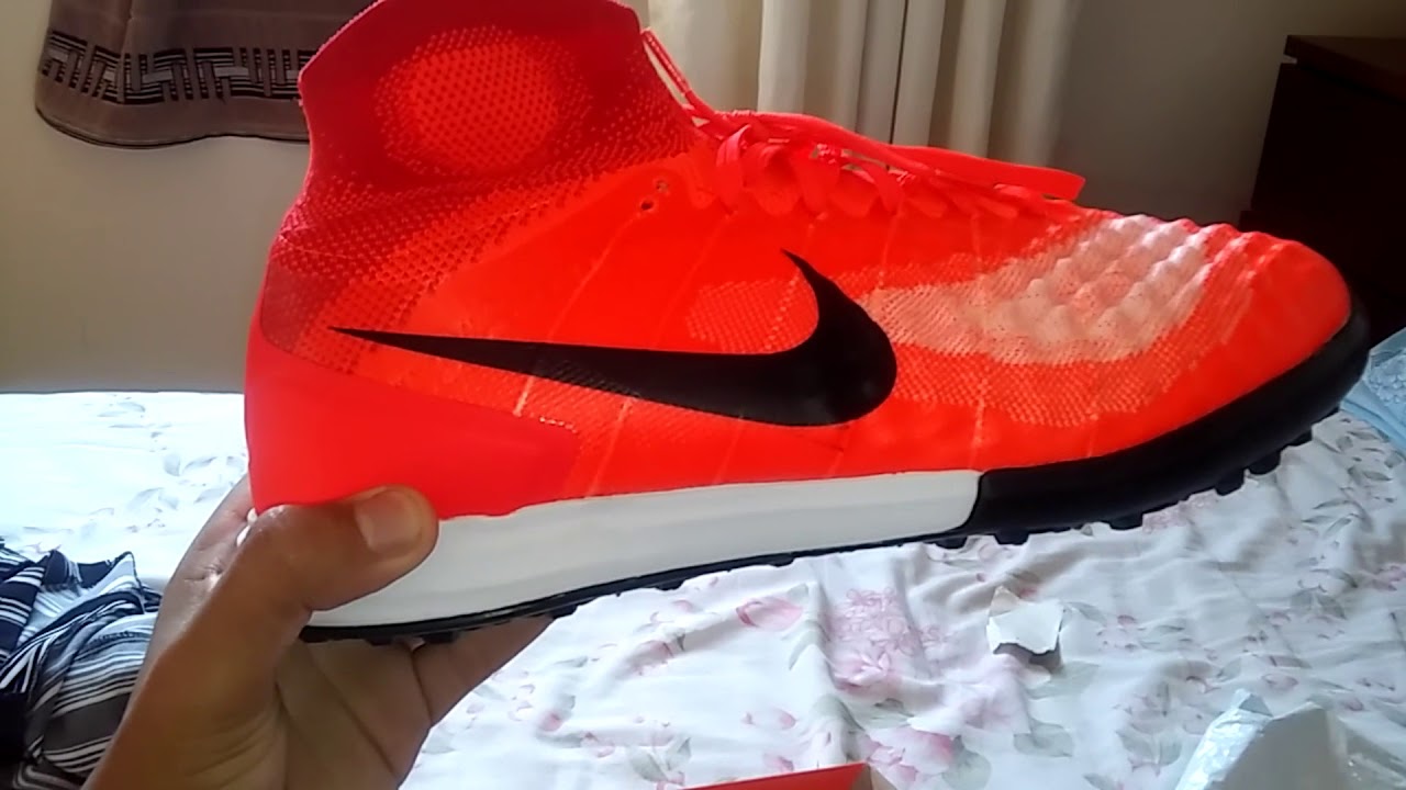 Unboxing - Nike MagistaX Proximo II TF - YouTube