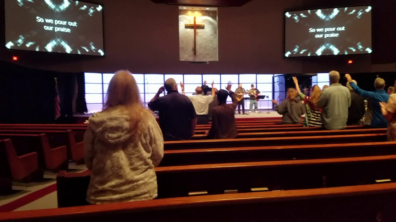 On Wednesday night church service do songs at church today - YouTube