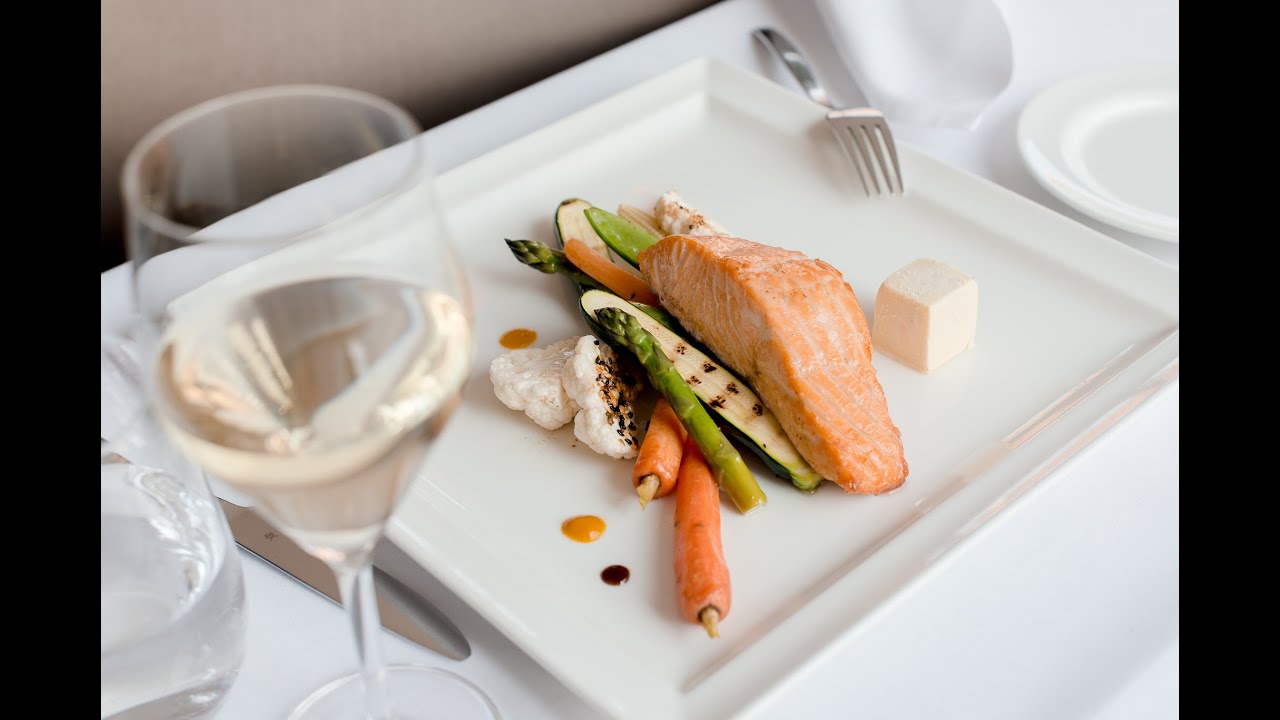 Artis Centrum Hotels Restaurant Adelia - YouTube